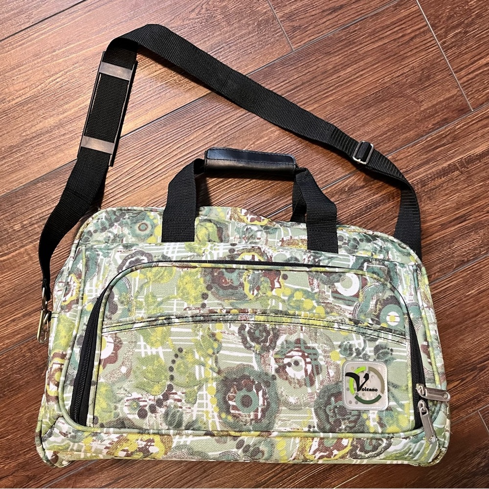 Volcano Duffle, Gym, Overnight, Or Travel Bag. In Lik… - Gem